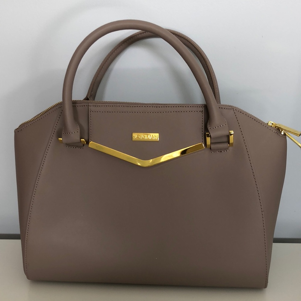 Beautiful New Satchel Never Used. Inside Pockets. - Gem